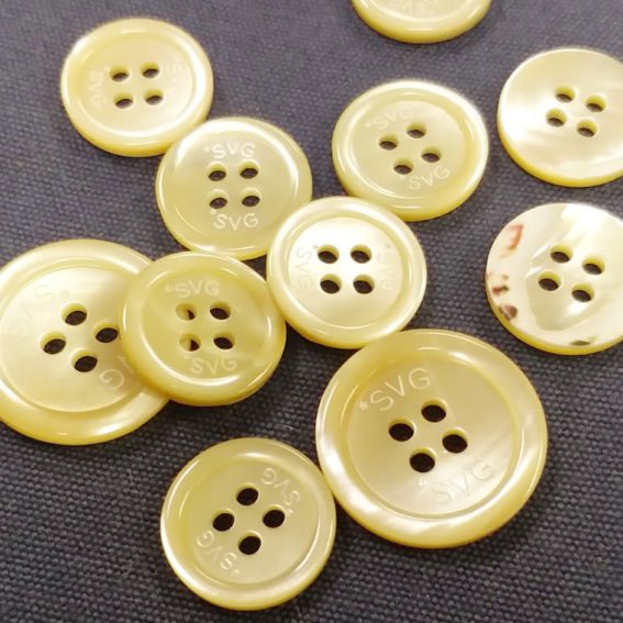 Dyed Pearl Suit Buttons w/o logo-engraving